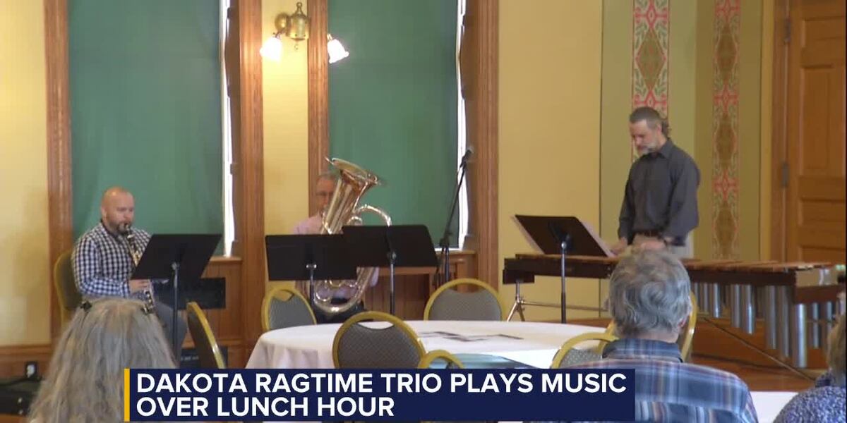Dakota Ragtime Trio plays music over lunch hour Dakota Ragtime Trio plays music over lunch hour